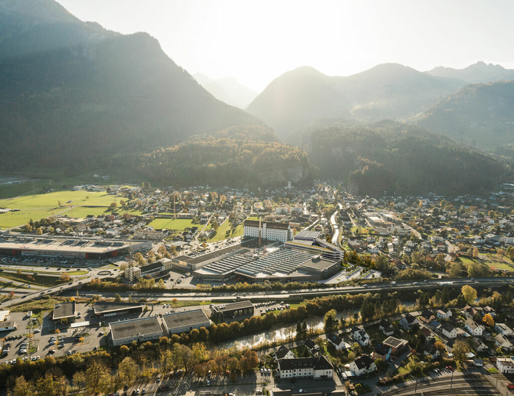 Unsere Geschichte | Getzner, Mutter & Cie.
